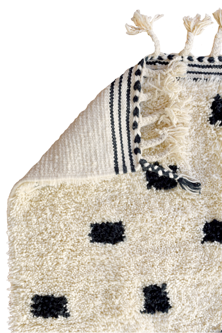 The Bazaar - Unique rugs handwoven by local communities – Magrug